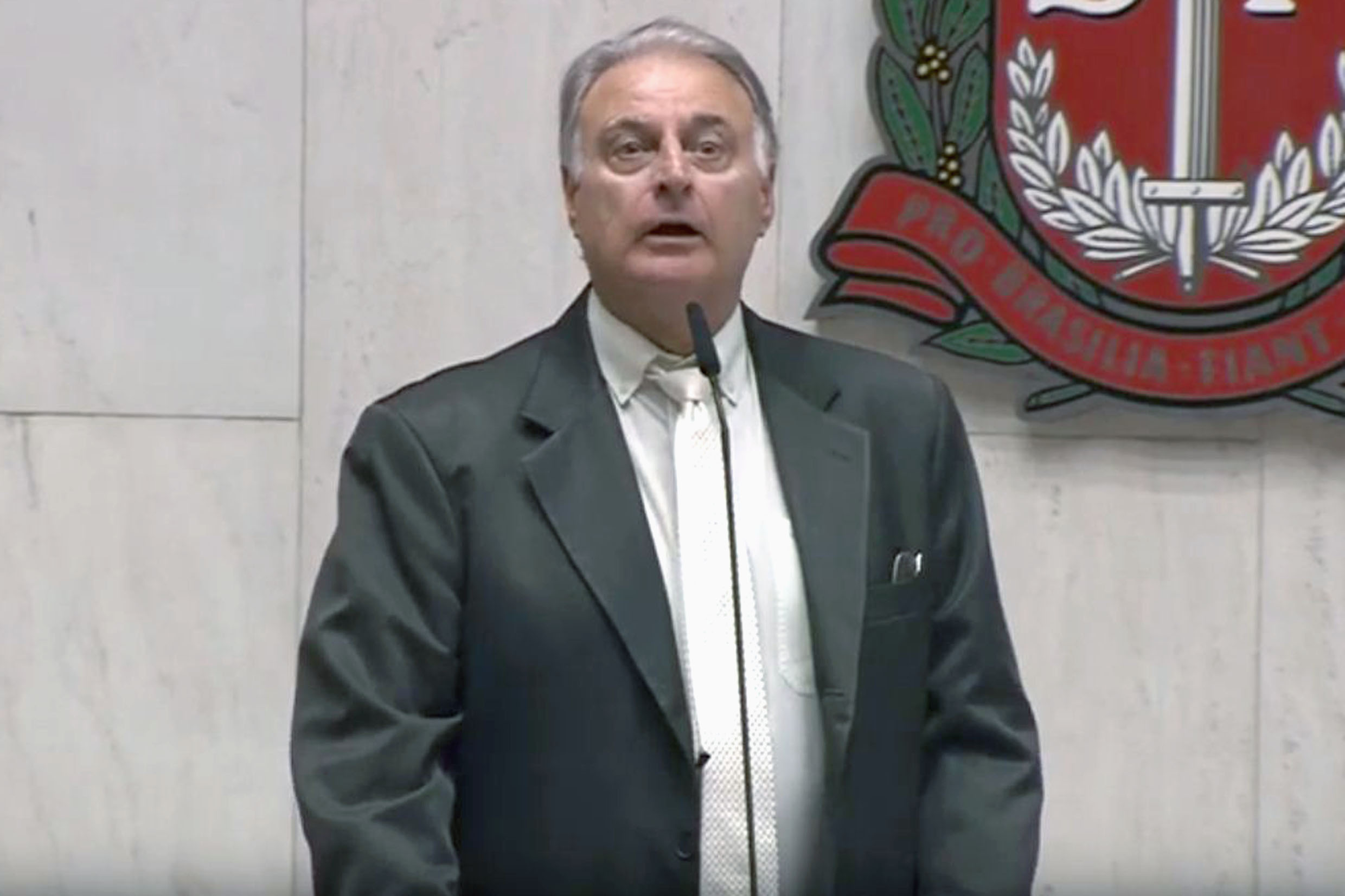 Conte Lopes ressalta a falta de reconhecimento dos policiais pelo Executivo