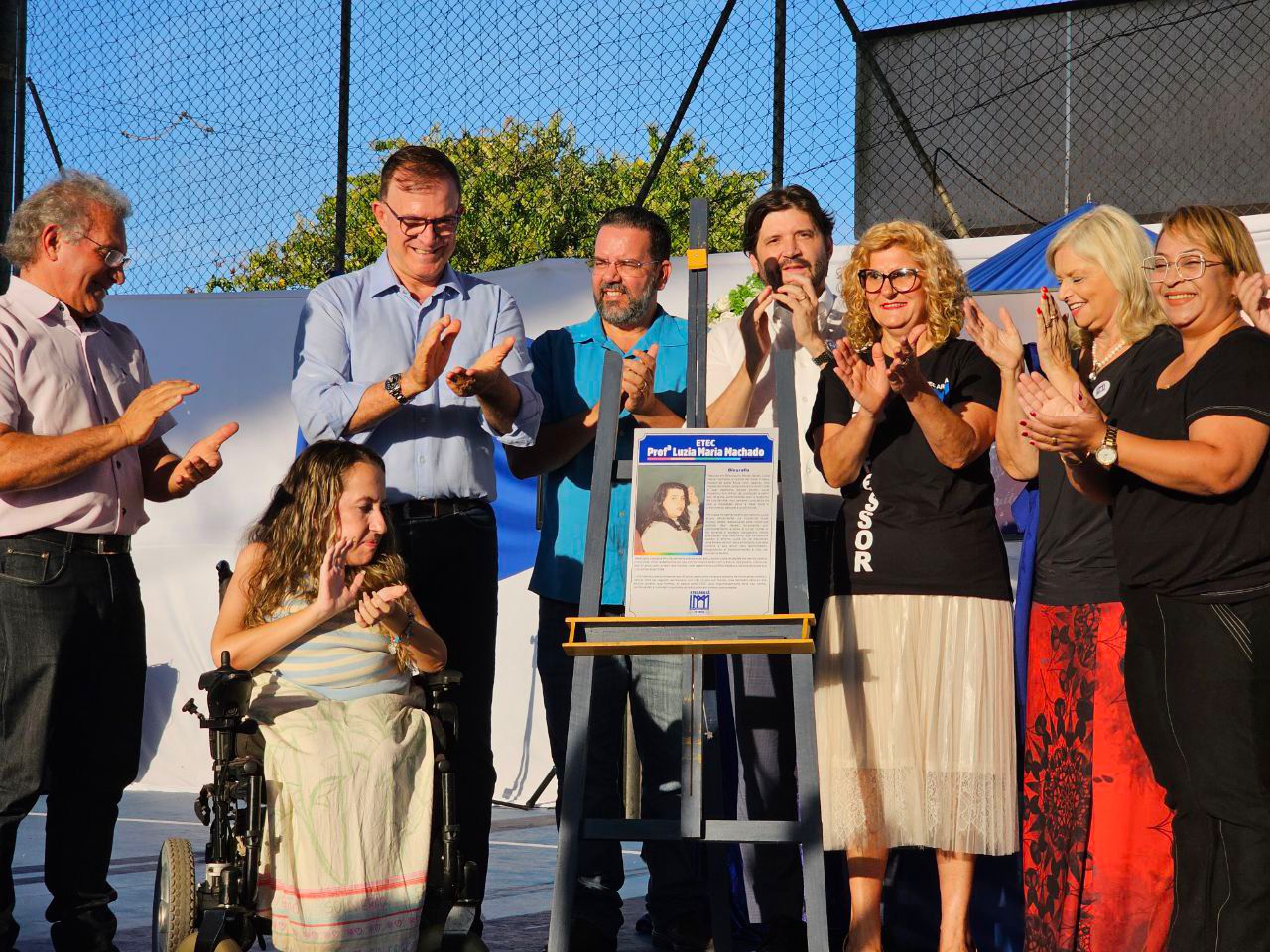 Presidente da Alesp participa da cerimônia de dez anos da Etec de Arujá