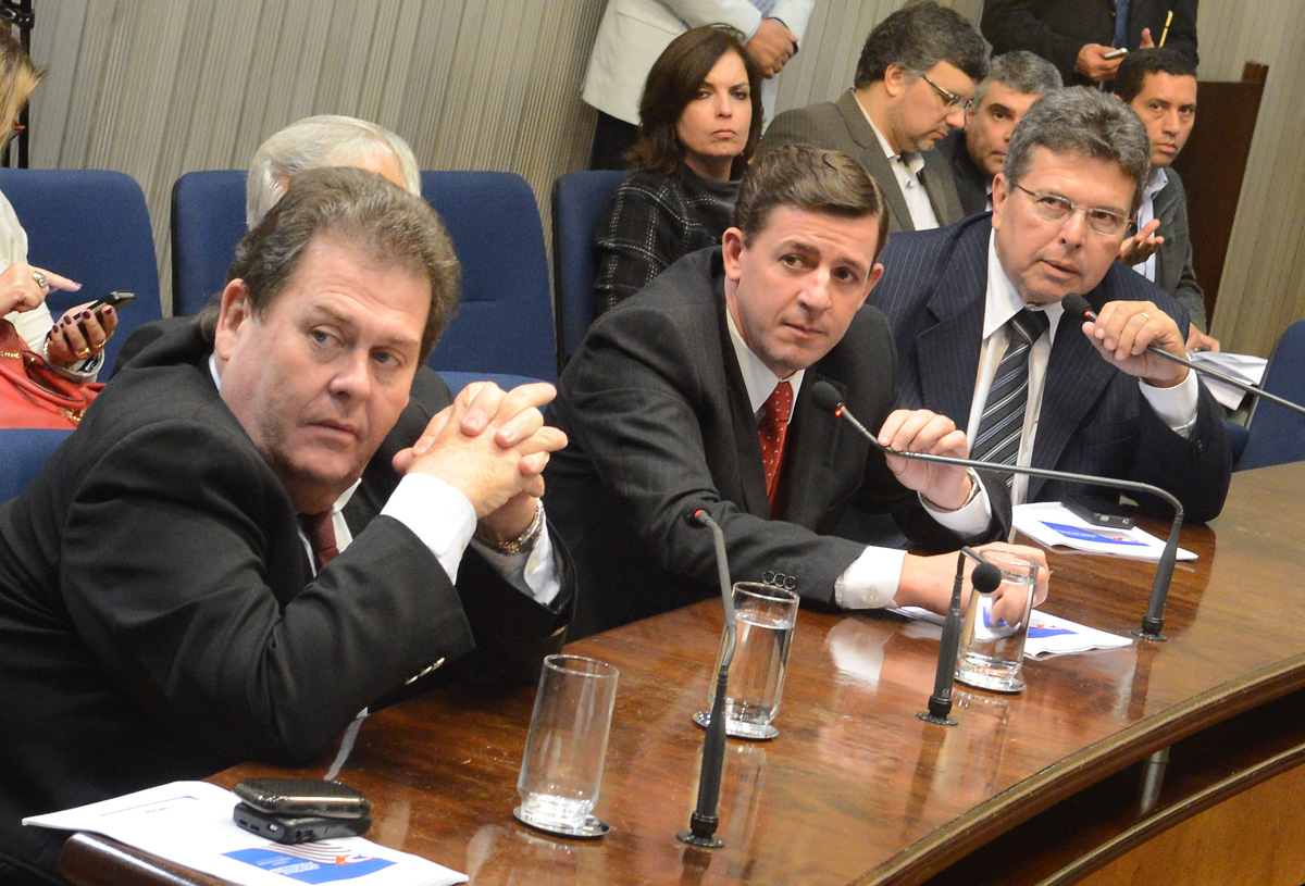 Comissão argui indicado a cargo na Artesp