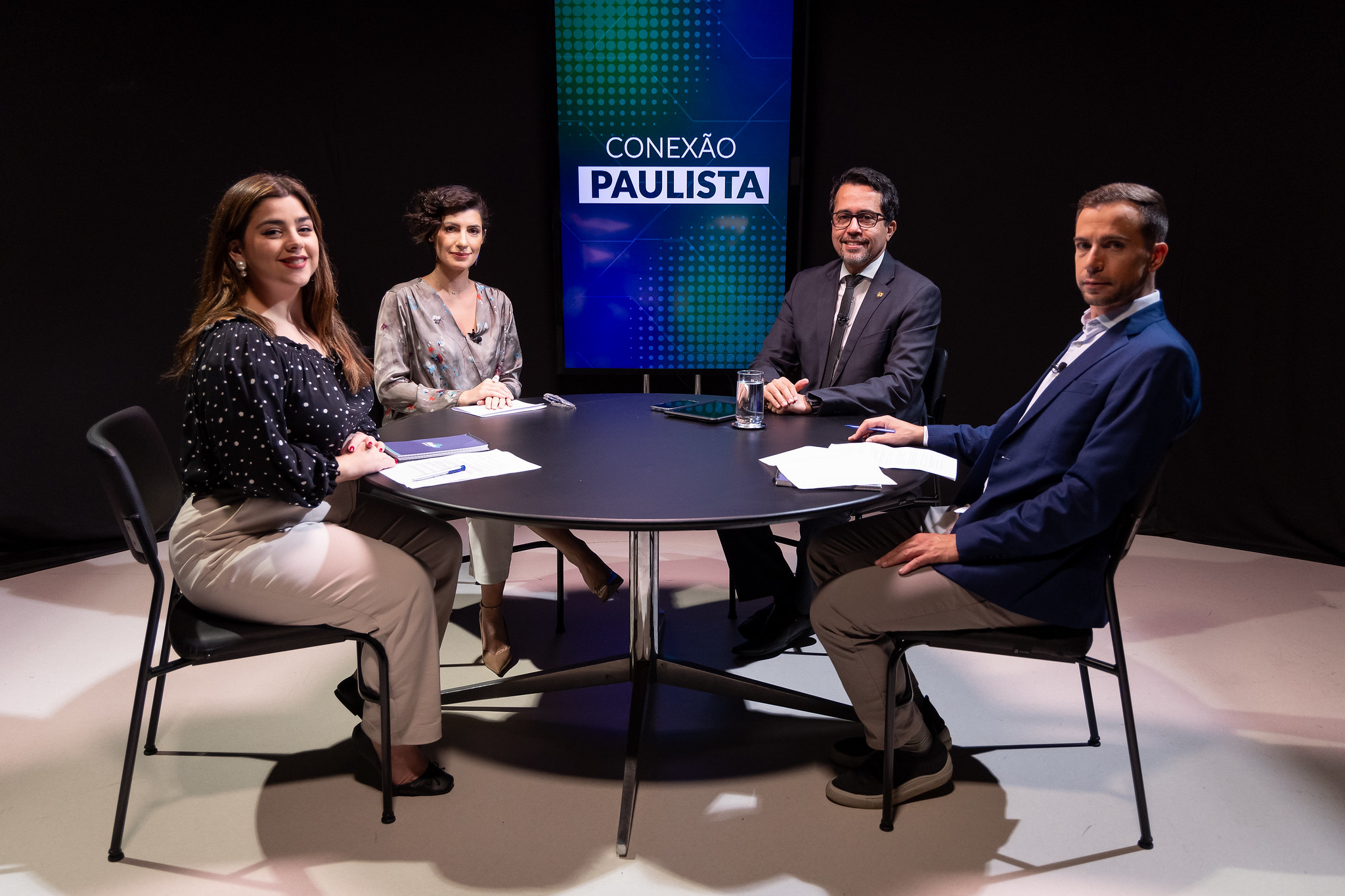 TV Alesp estreia o programa de entrevistas "Conexão Paulista"