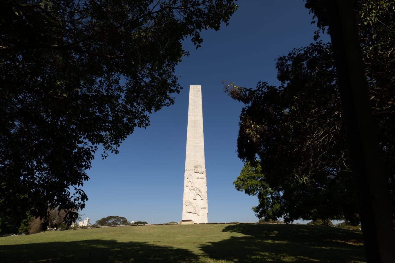 Obelisco: marco da resistência paulista em defesa da democracia no ...