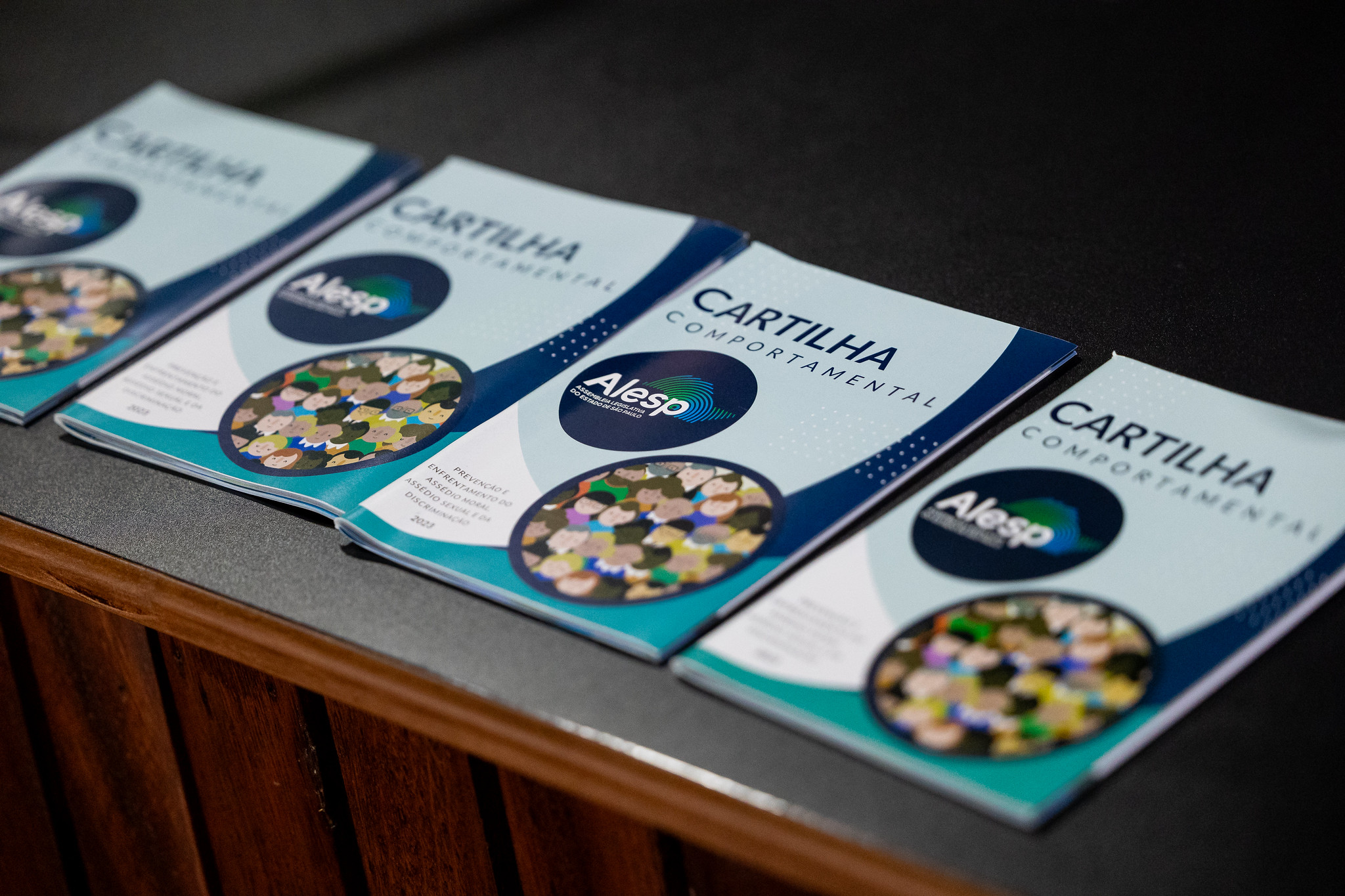 Cartilha Comportamental da Alesp completa 1 ano, com resultados e ...