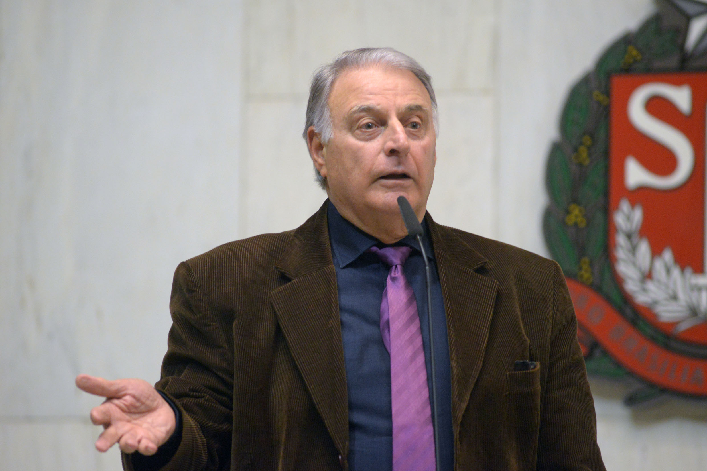 Conte Lopes afirma que não vota contra servidores públicos