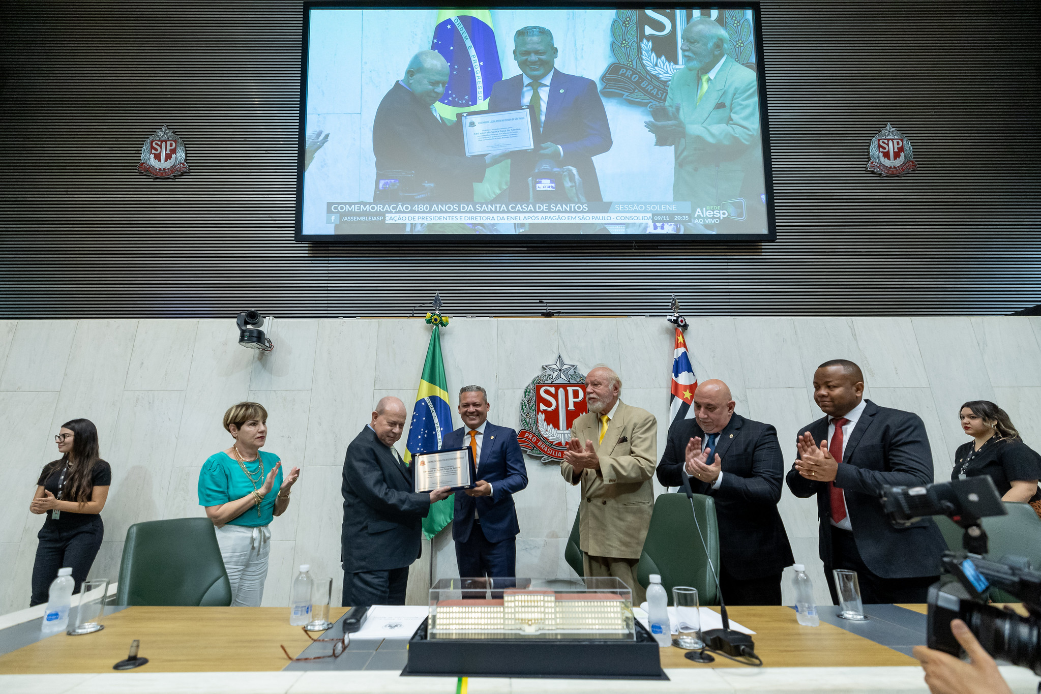 Sessão solene na Alesp celebra os 480 anos da Santa Casa de Santos